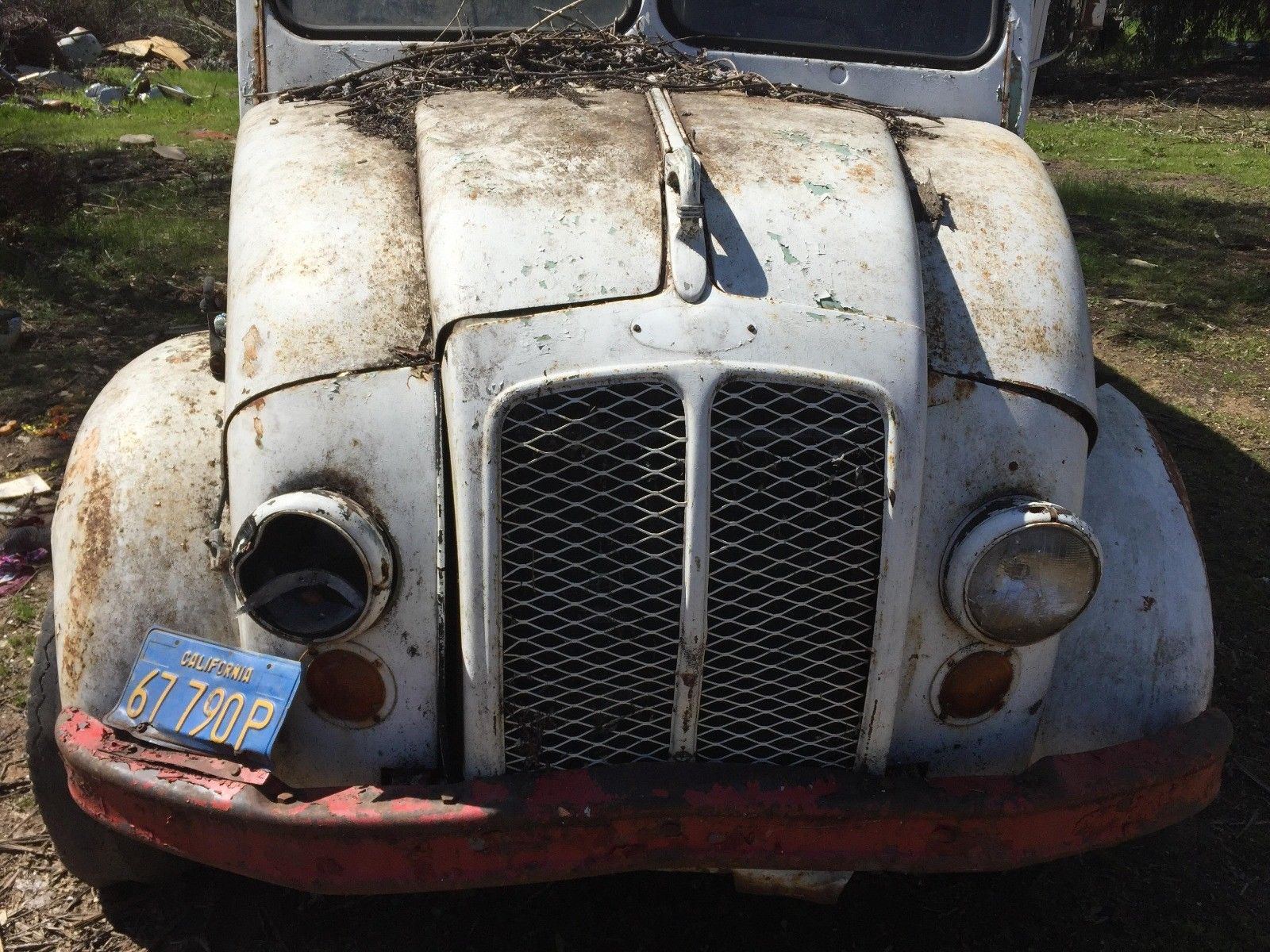 1966 Divco Milk Truck – A great restoration project for sale